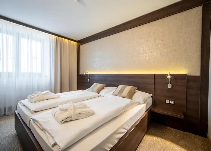 WELLNESS HOTEL JASON, VRSATSKE PODHRADIE