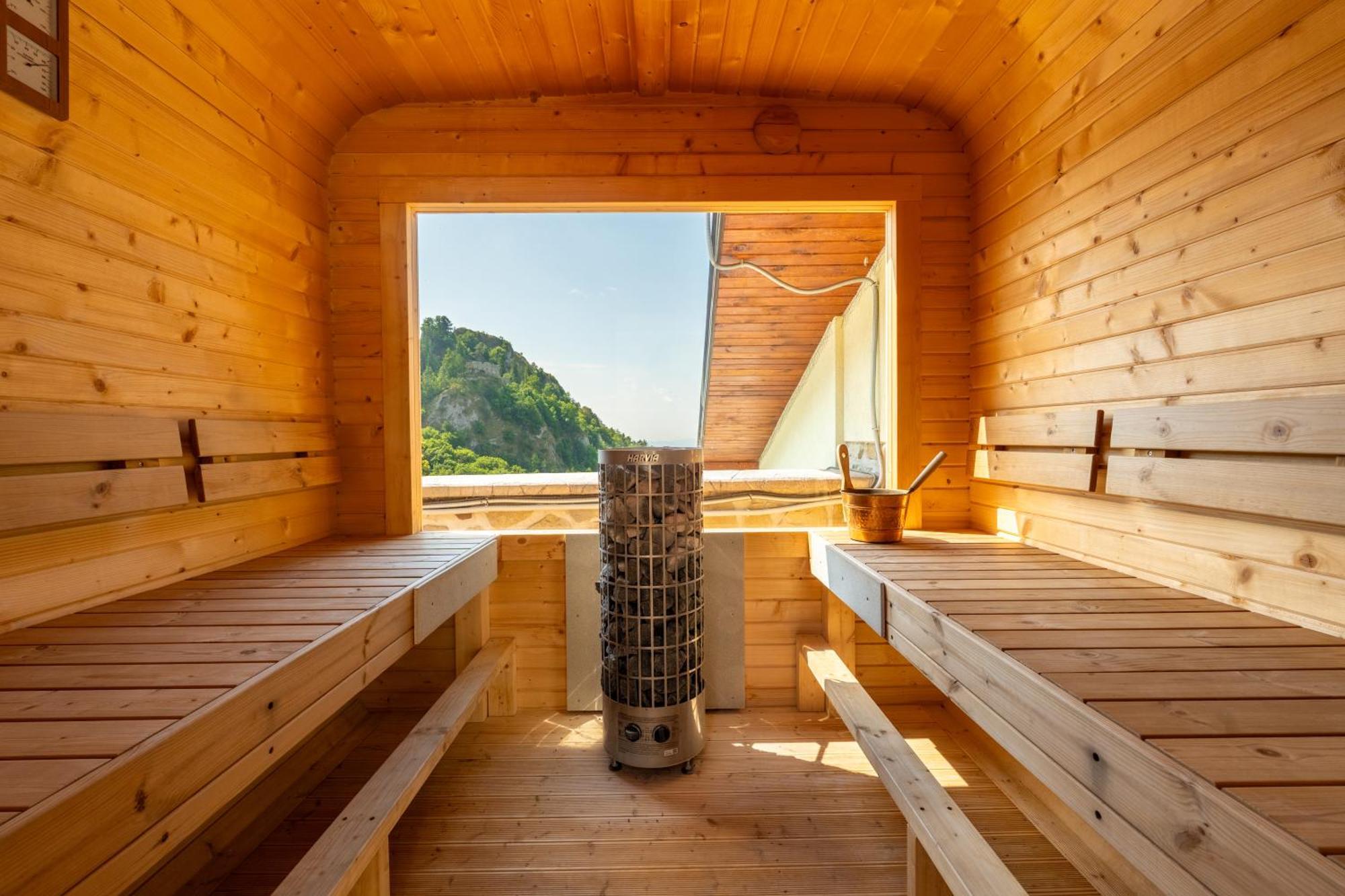 WELLNESS HOTEL JASON, VRSATSKE PODHRADIE