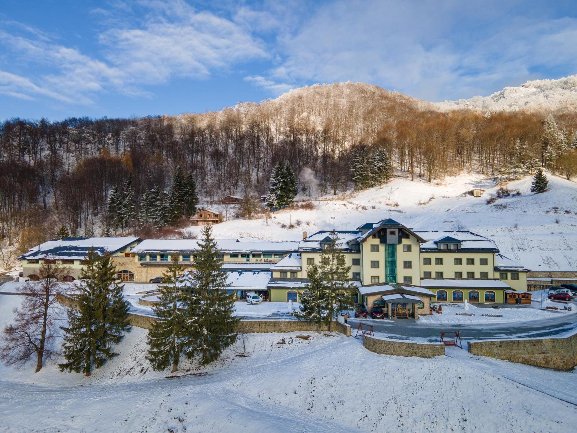 WELLNESS HOTEL JASON, VRSATSKE PODHRADIE